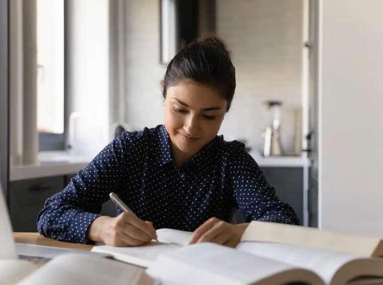 7.4 Character interactions with changing and contrasting settings - Sly ...